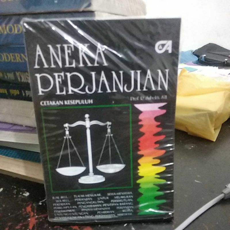 Jual buku aneka perjanjian oleh prof.R.Subekti | Shopee Indonesia