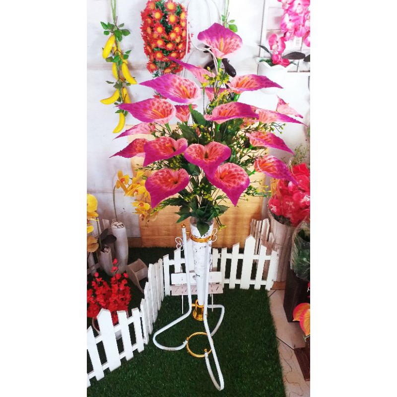 Jual Rangkaian bunga anthurium / bunga Lilly/aron panda 24 T dengan pot ...