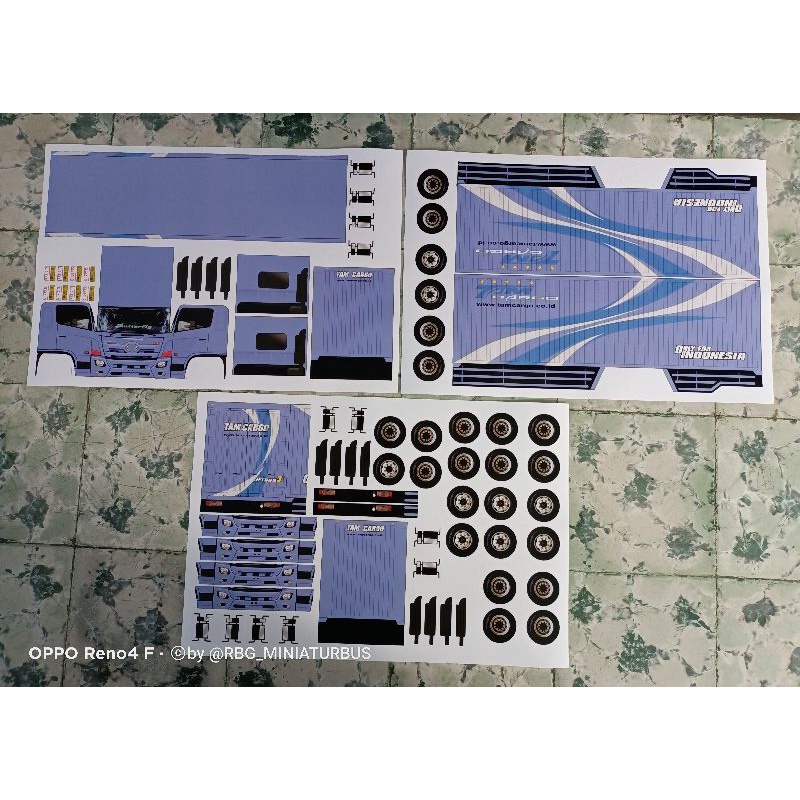 Jual Lembaran PaperCraft Truk Hino Box TAM CARGO UNGU P.47,5cm L.9,5cm ...