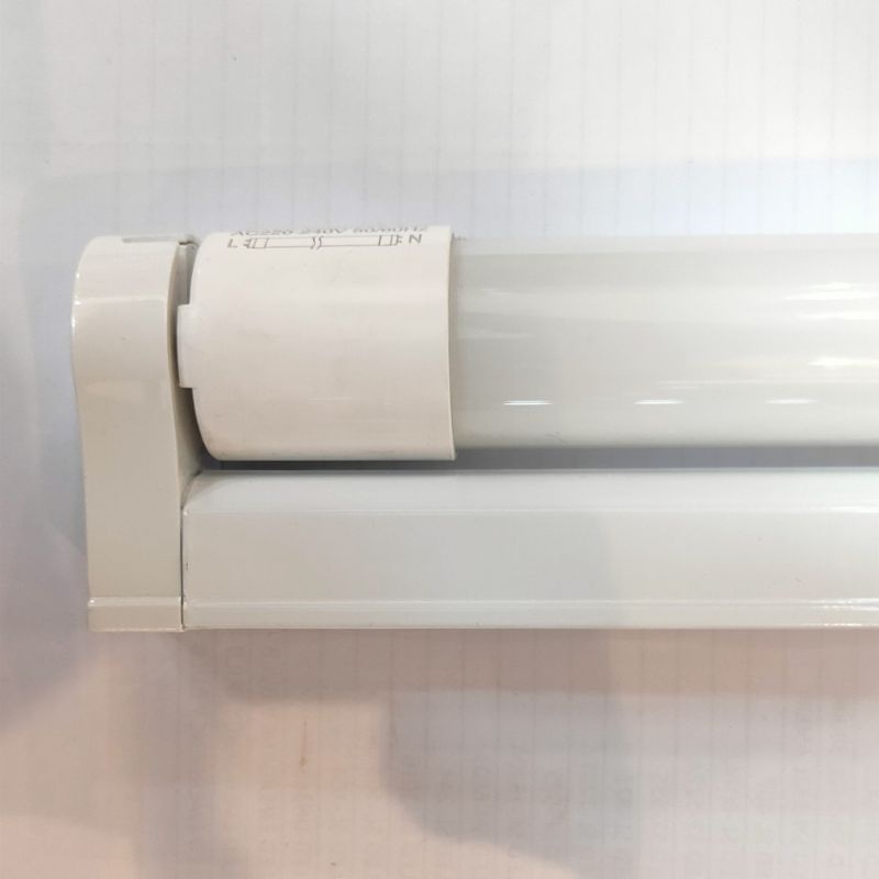 Jual Lampu TL T8 16W 6500K/3000K LED FSL 120cm Fullset + Sekrup + Kabel ...