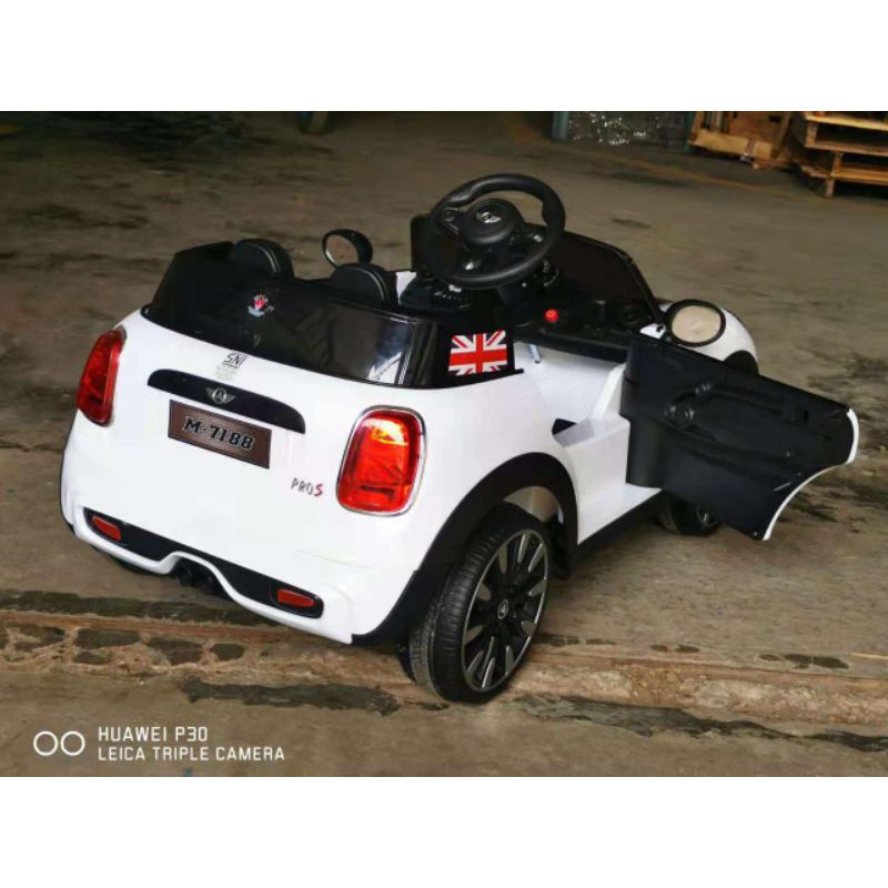 Jual MOJOKIDS - Mobilan Aki Anak Toys Mini Cooper Speeds 12 VOLT DUAL ...