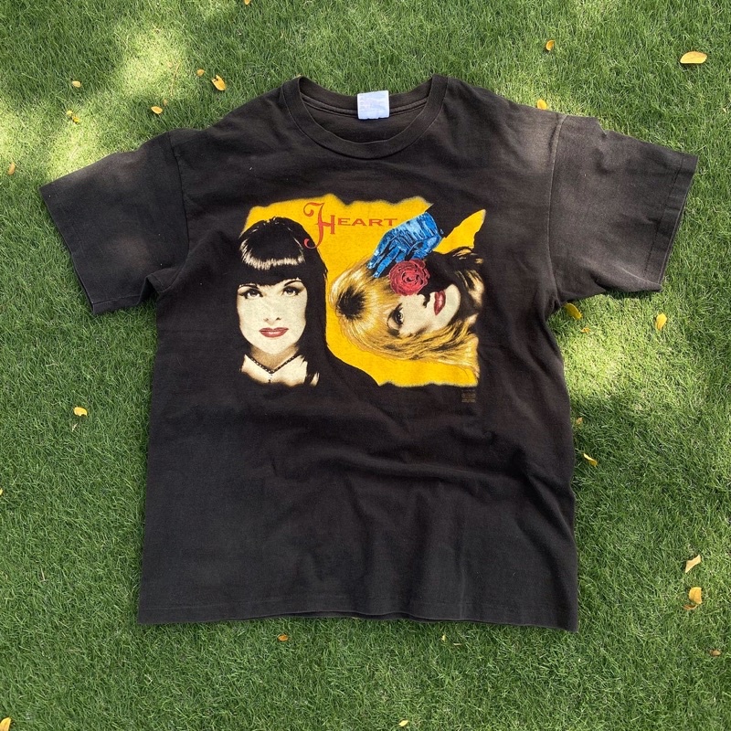 Jual Kaos Band Vintage 1993 Nancy & Ann Wilson Official Merchandise ...