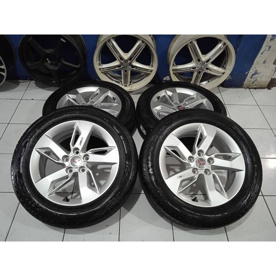 Jual Velg Mobil Second Copotan Oem Wuling Ring 17 Pcd 5x114,3 Untuk Terios Rush Xpander Xtrail ...