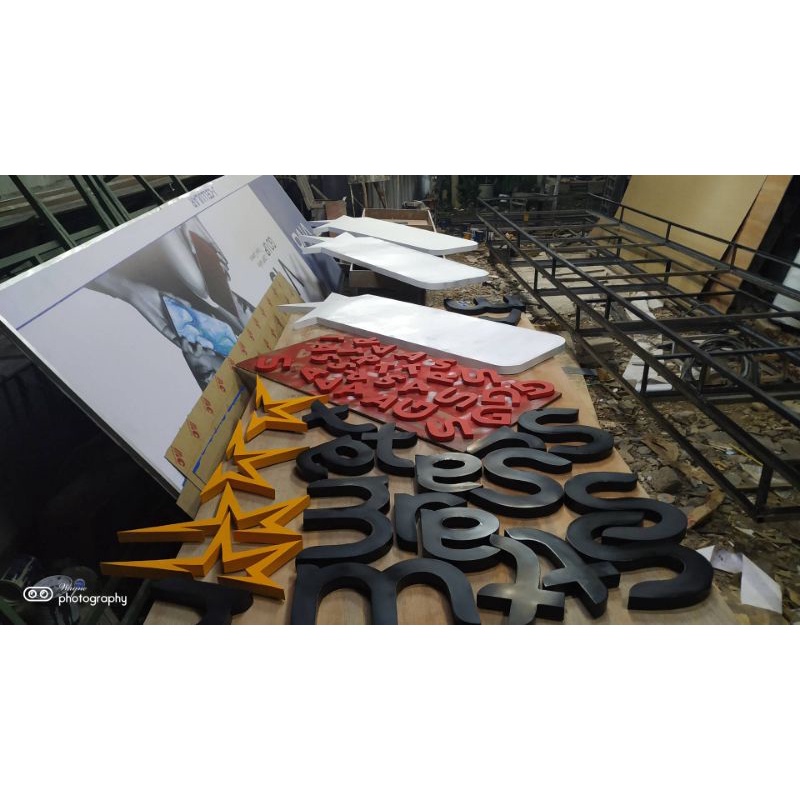 Jual Huruf timbul akrilik,huruf timbul galvanis,huruf timbul stainles ...