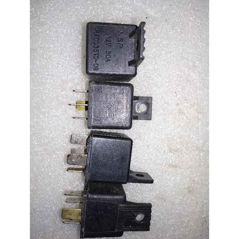 Jual Relay mobil 12v 30a 4kaki NSP ( baca deskripsi ) | Shopee Indonesia