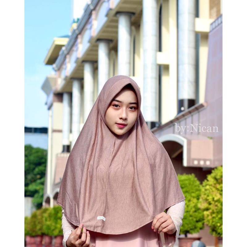 Jual Hijab longped nican (bahan misty) KATALOG 1 | Shopee Indonesia