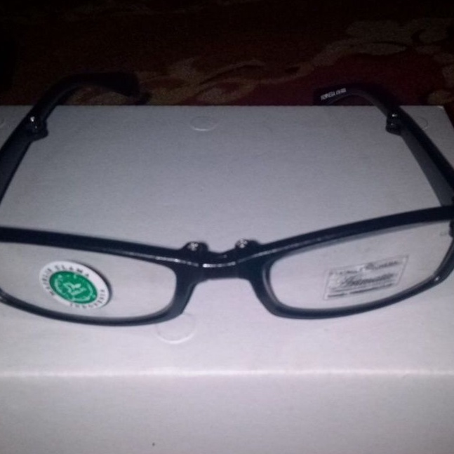 Jual kaca mata baca,model lipat buat rabun dekat | Shopee Indonesia
