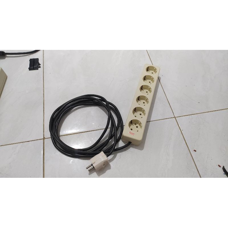Jual Kabel Roll Colokan Stop Kontak Listrik, Lubang 6, Panjang 6 Meter ...