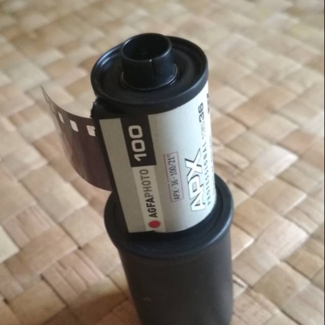 Jual ROLL AGFA PHOTO NEGATIVE FILM BW 100 36 EXP KADAL | Shopee Indonesia