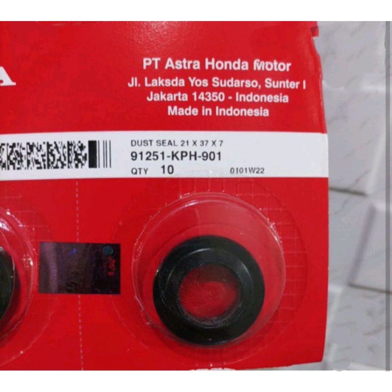 Jual sil roda depan 21x37x7 sp 125 beat karbu scopy/91251kph901 ...