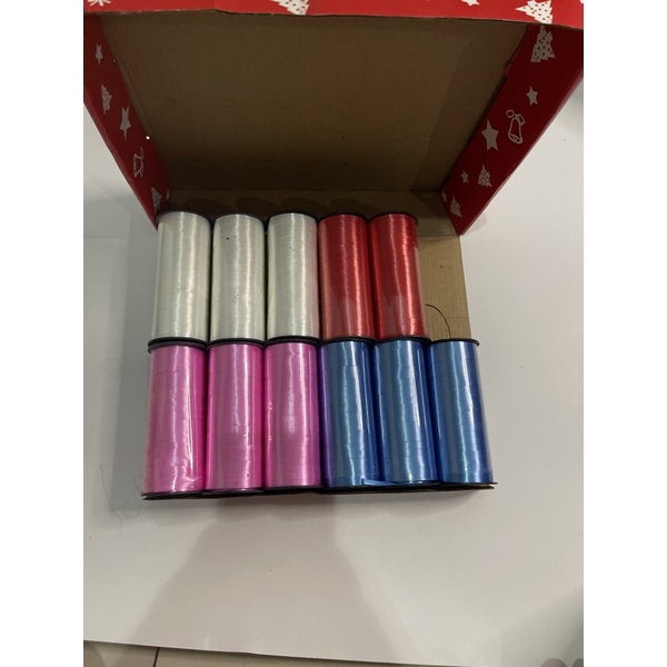 Jual tali balon pita balon bagus dapet semua sesuai foto totalnnya ya ...
