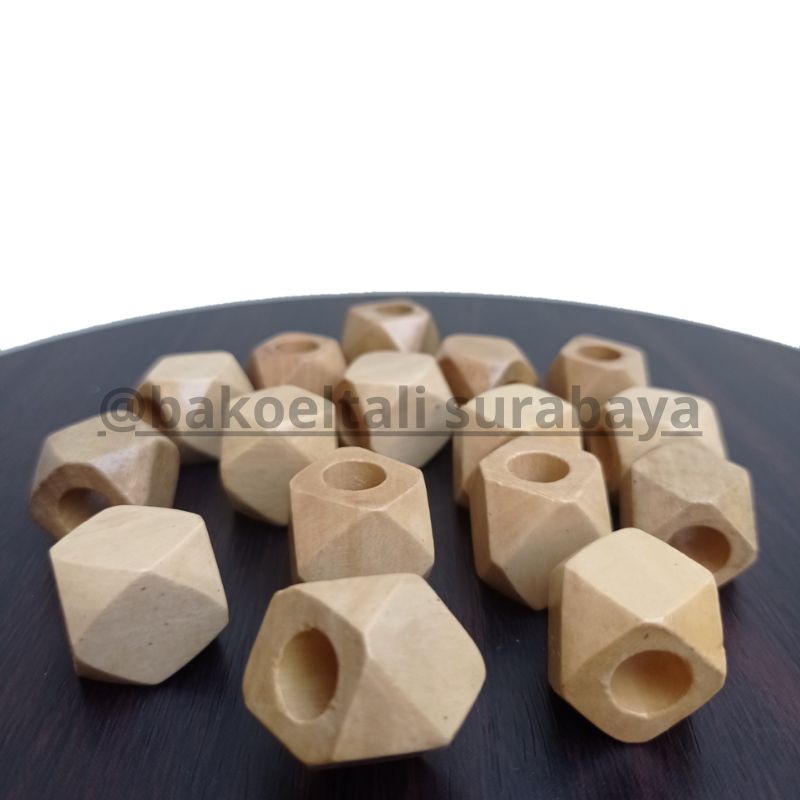 Jual Manik Kayu Diamond Manik Wajik 2cm | Shopee Indonesia