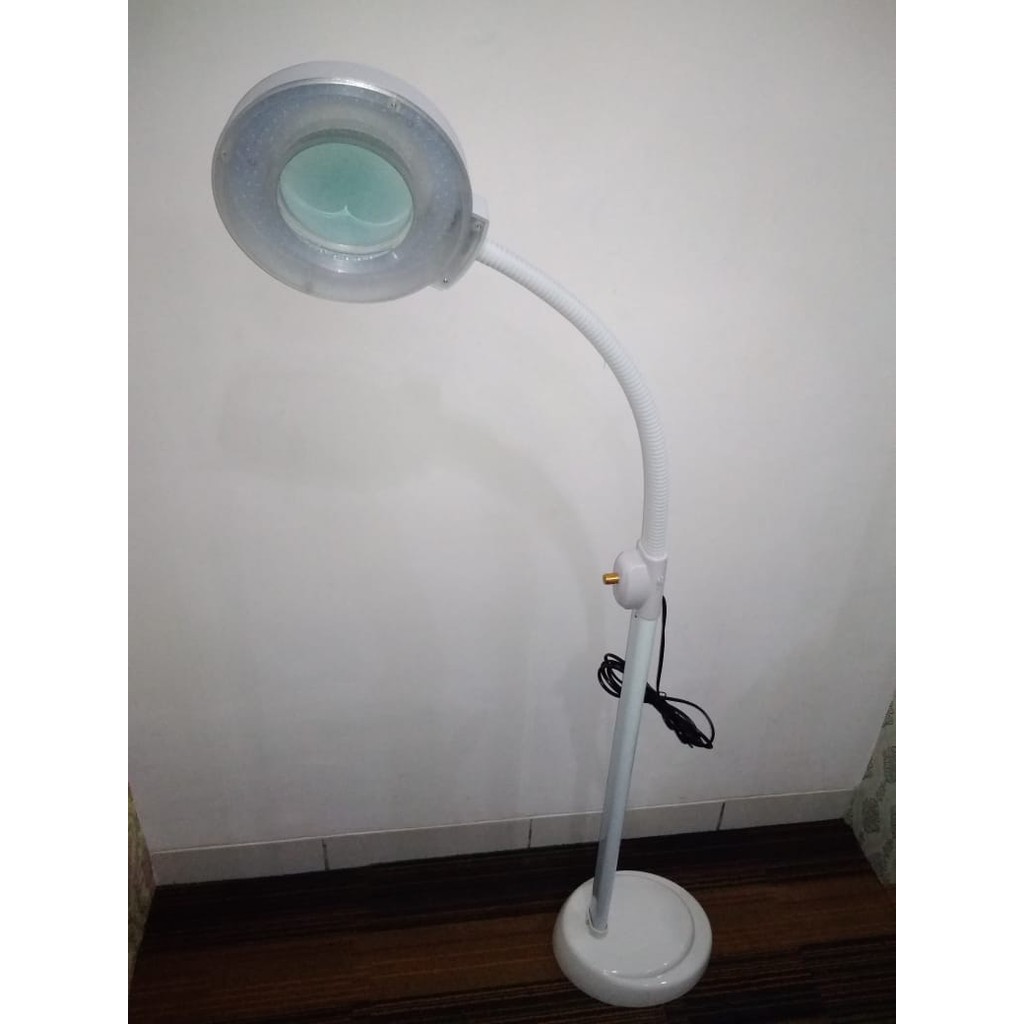 Jual MAGNIFYING LAMP LAMPU FACIAL LED UNTUK KLINIK KECANTIKAN ATAU ...