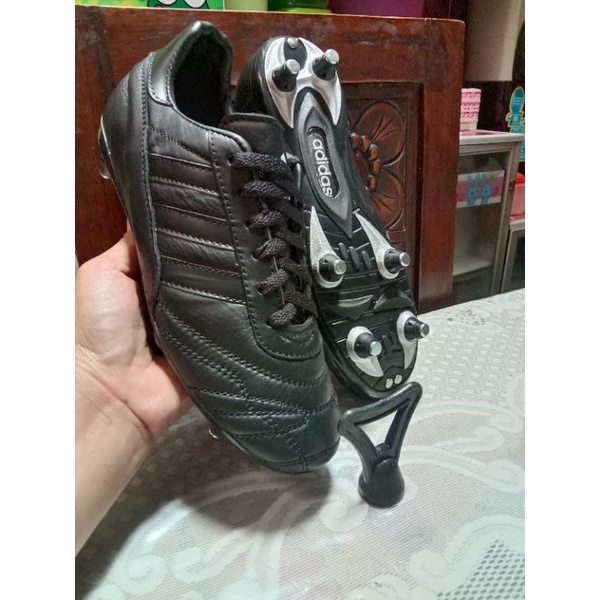 Jual sepatu sepak bola pul 6 baut sesuai foto kulit sapi asli | Shopee ...