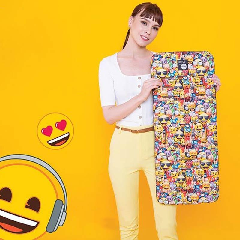 Jual Alas Stroller Seat Liner Cocolatte Comfort Pad Emoji & We Bare ...