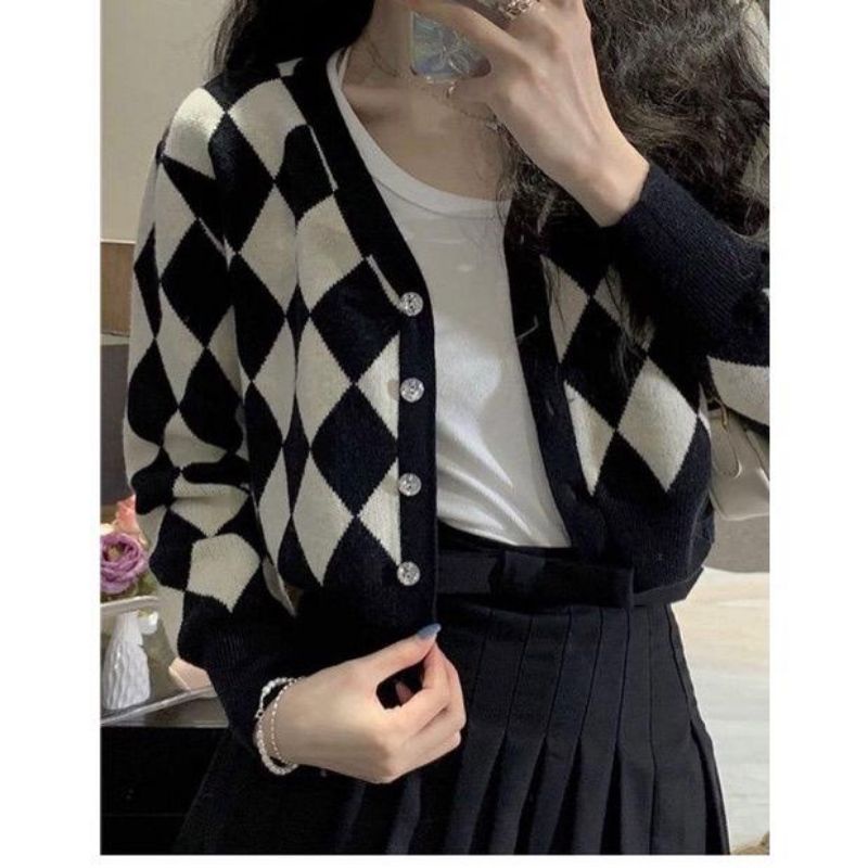 Jual ILONA CARDI/CARDIGAN CROP/KOREAN CARDI | Shopee Indonesia