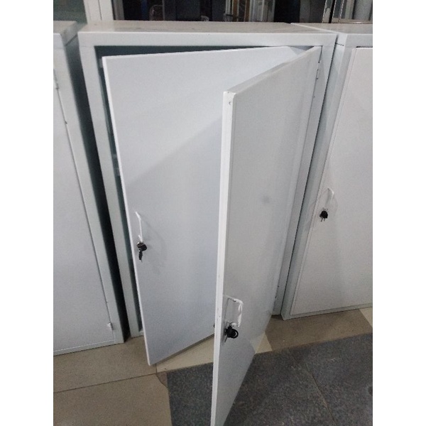 Jual tempat penyimpanan / lemari psiko 2 pintu besar besi | Shopee ...