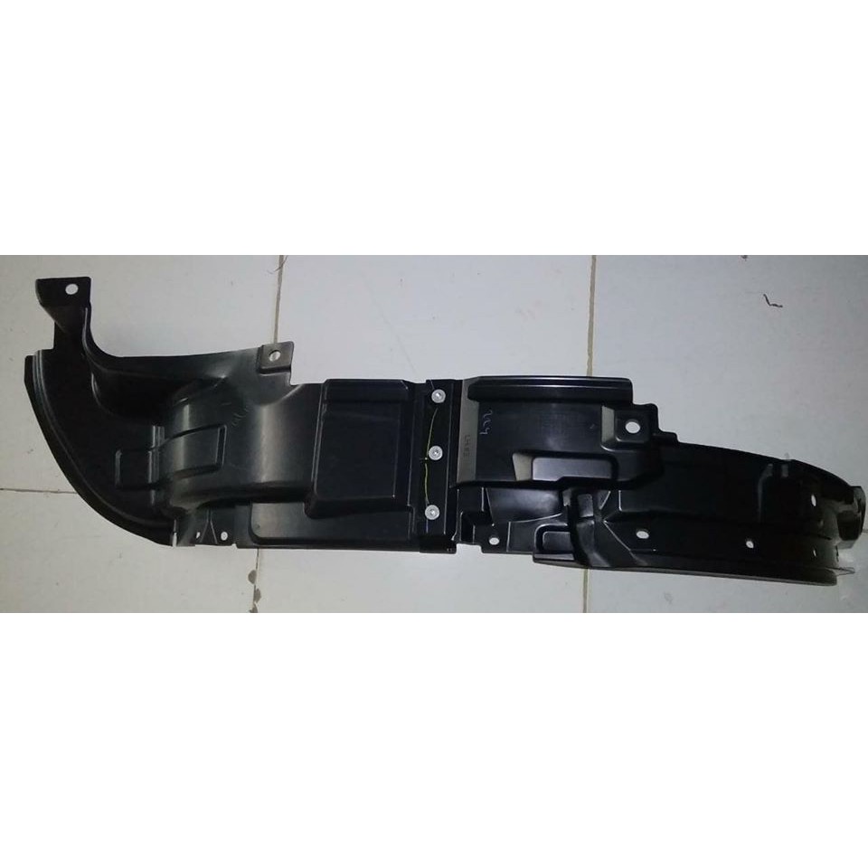 Jual Liner fender depan Daihatsu Gran Max sebelah kiri | Shopee Indonesia