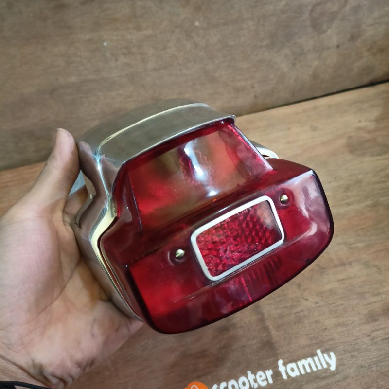 Jual Lampu stop stoplamp vespa sprint S sprint gl replika | Shopee ...