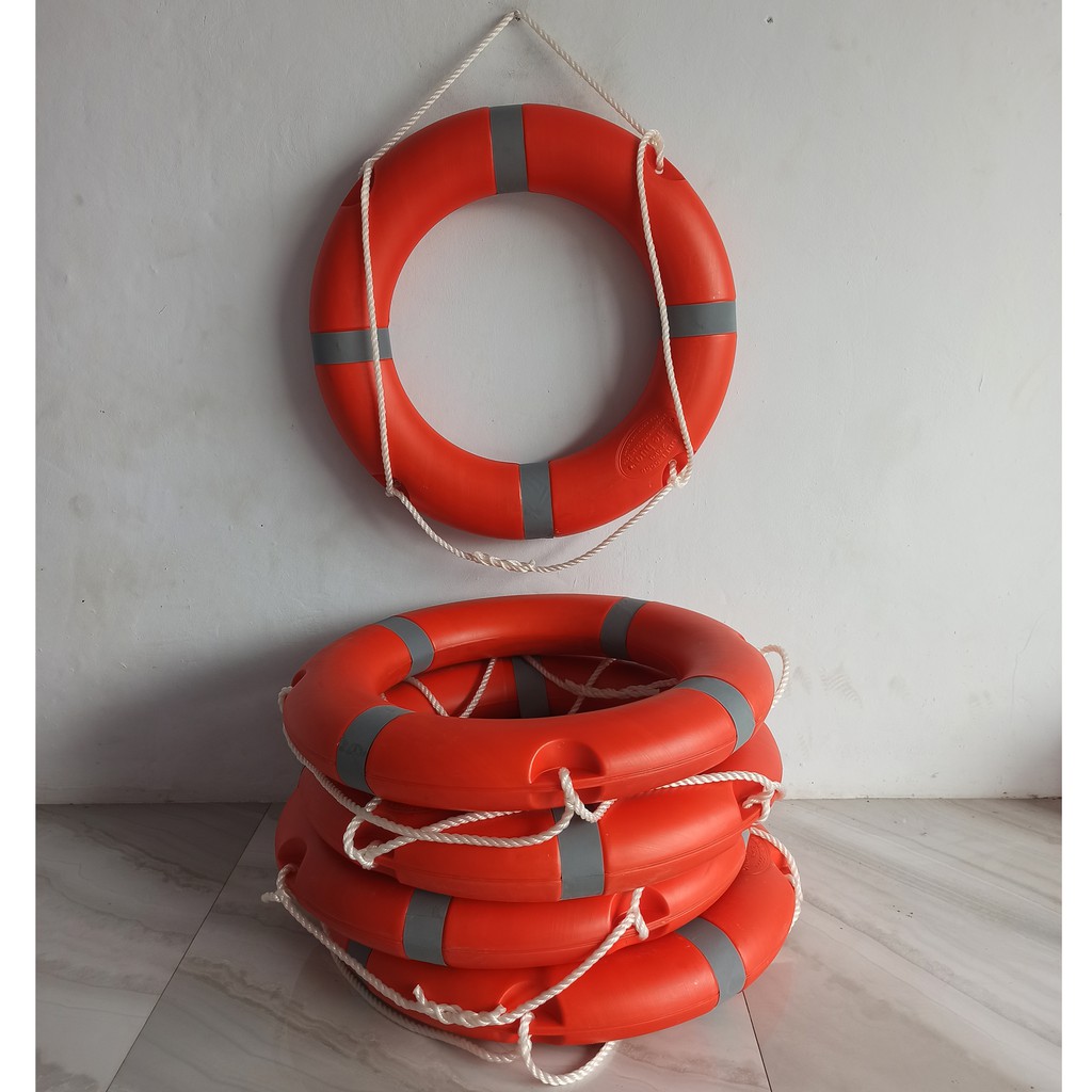 Jual Ring Buoy Fiber - LIFE BUOY SOLAS 2,5 kg | Shopee Indonesia