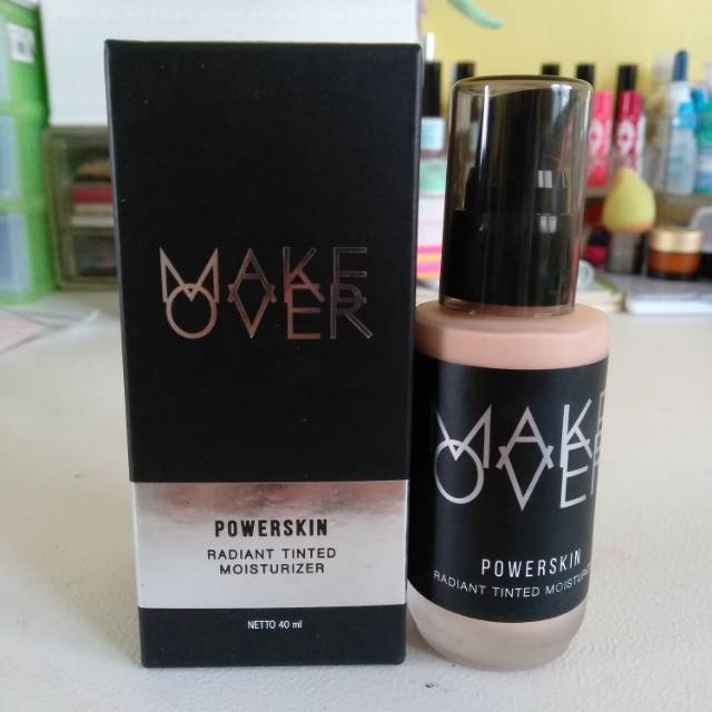 Jual EXPIRED 29/07/2025 - 13/08/2025 Make Over Powerskin Radiant Tinted ...