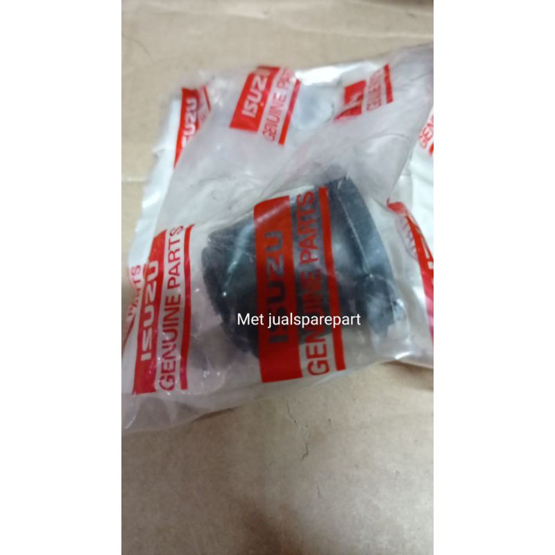 Jual KARET BUSHING ARM ATAS BUSING SAYAP ATAS BOS SAYAP ISUZU PANTHER 2 ...