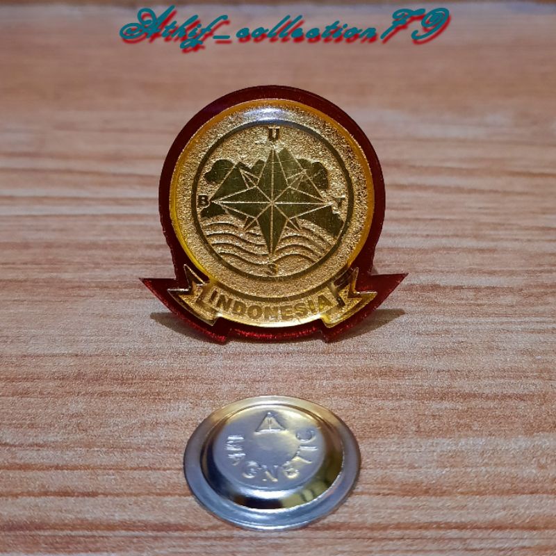 Jual Pin Basarnas Kuningan Magnet Pin Mata Angin Basarnas + Box Pin ...