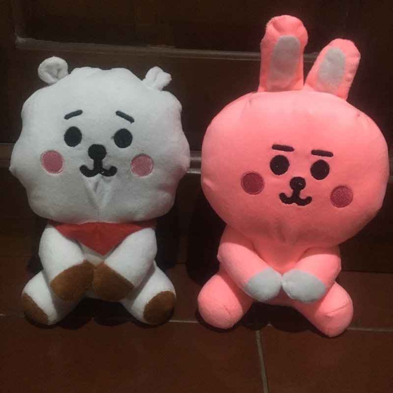 Jual Boneka BT21 Sitting / Boneka BTS BT21 Duduk Rj Chooky Koya Tata ...