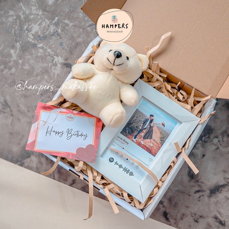 Jual Hampers Birthday / Hadiah Birthday / Gift box birthday wisudah ...