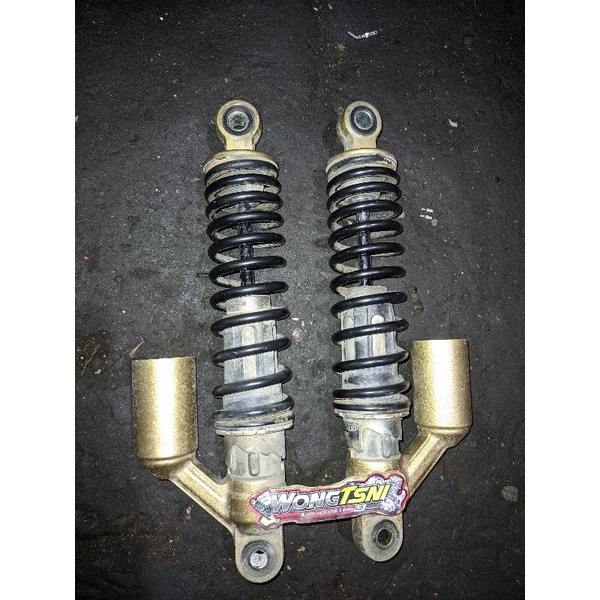 Jual skok shock shok shockbreaker tiger revo tirev ori copotan motor, kondisi normal siap pakai ...