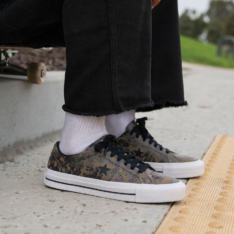Jual Converse Cons One Star Pro Digital Camo Low Top Velvet Brown ...