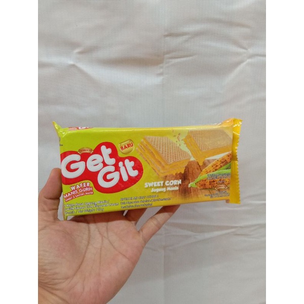 Jual Sobisco Get Git wafer 102g coklat, BBQ ko sapi panggang & keju ... Jual Sobisco Get Git wafer 102g coklat, BBQ ko sapi panggang & keju ...