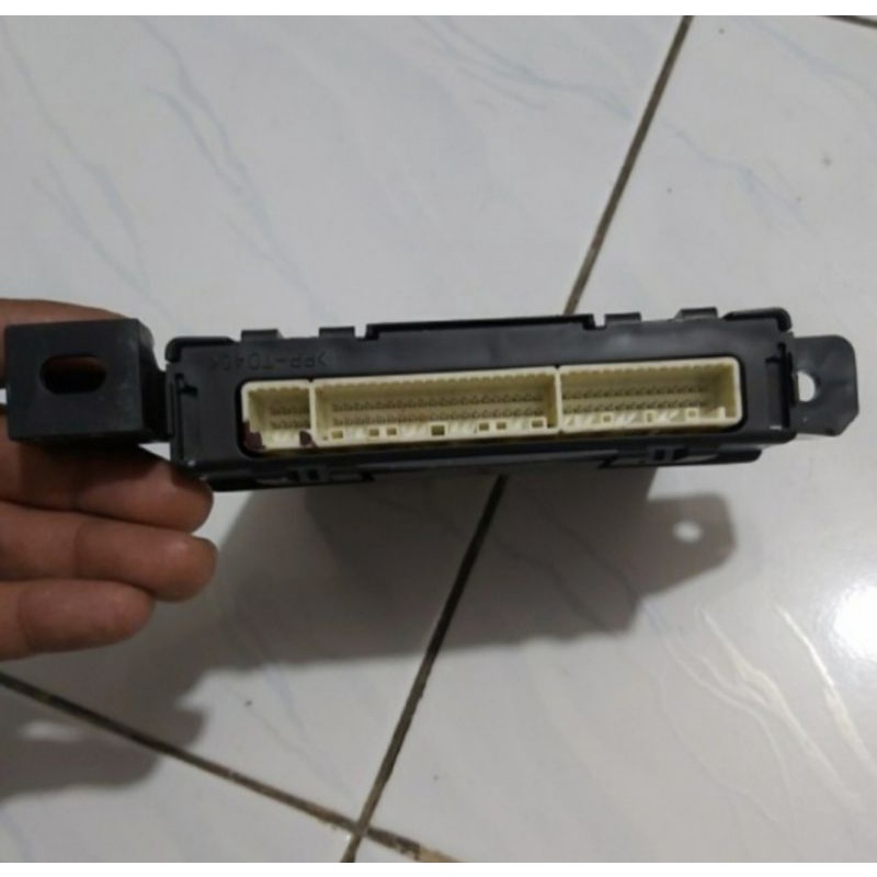 Jual Modul ECU AC Toyota Innova Reborn dan Fortuner VRZ | Shopee Indonesia