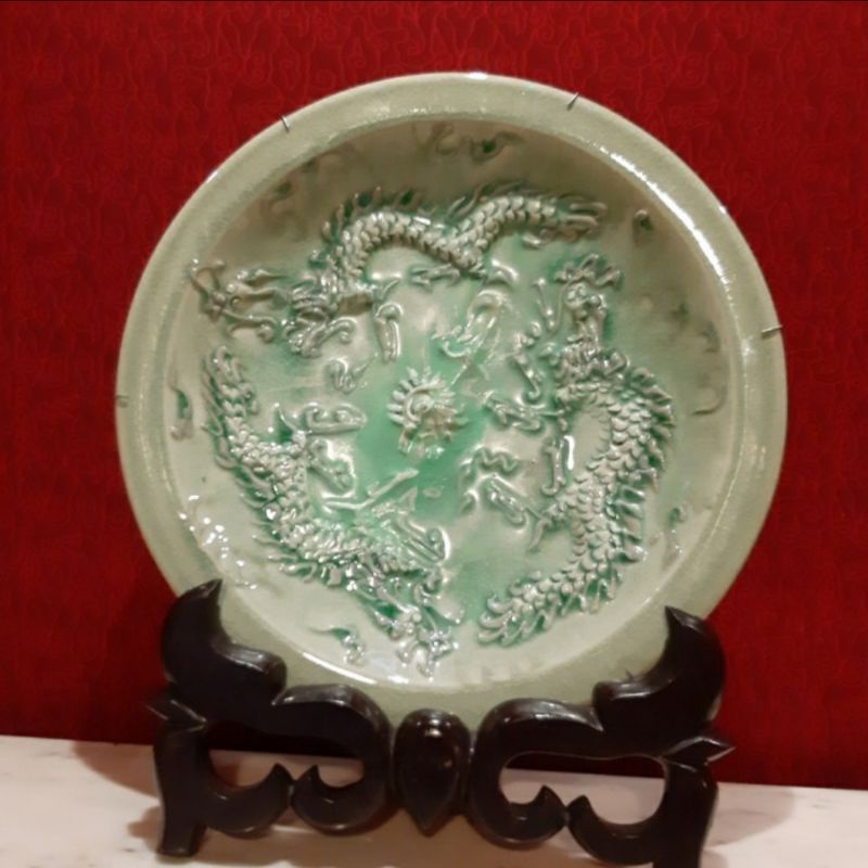 Jual Piring Hias Jumbo Motif Retak Seribu Tiga Naga Timbul | Shopee ...