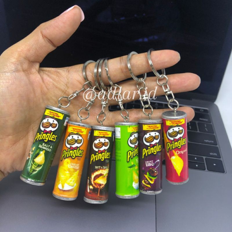 Jual MINIATUR PRODUK GANTUNGAN KUNCI KEYCHAIN SOUVENIR PRINGLES KALENG ...