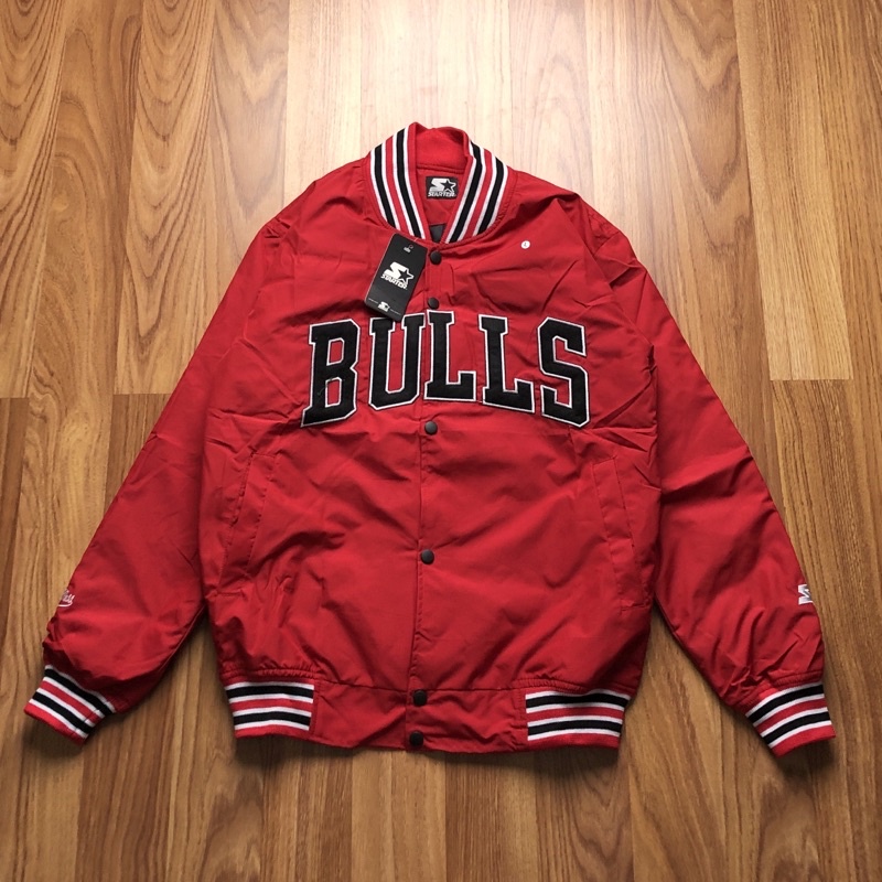 Jual Varsityofficial VARSITY JACKET - BULLS TEXT LOGO BACK MERAH ...