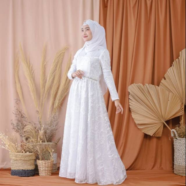 Jual Gaun brokat gaun akad gaun payet | Shopee Indonesia