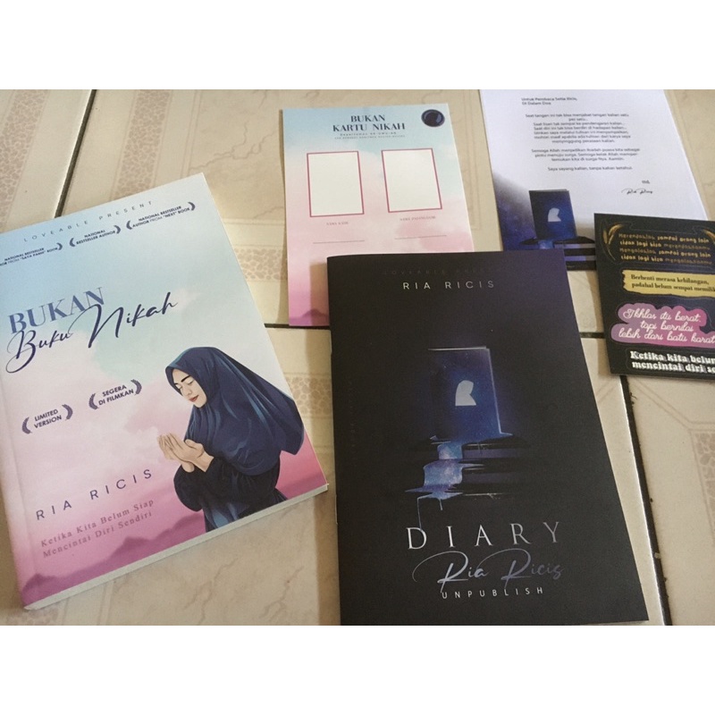 Jual Paket buku Ria Ricis Bukan Buku Nikah (BBN) | Shopee Indonesia