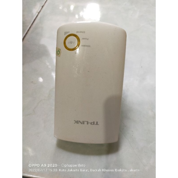 Jual TP LINK 150Mbps Universal WiFi Range Extender model TL-WA750RE ...