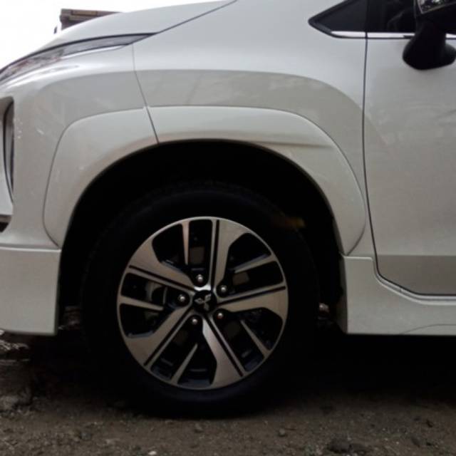 Jual Bodykit over fender mitsubishi xpander oem | Shopee Indonesia
