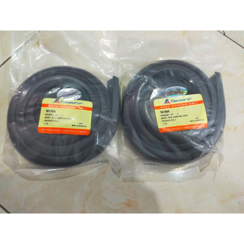 Jual Karet Lis List Box Tempong Sayap Kanan Kiri Vespa Original ...