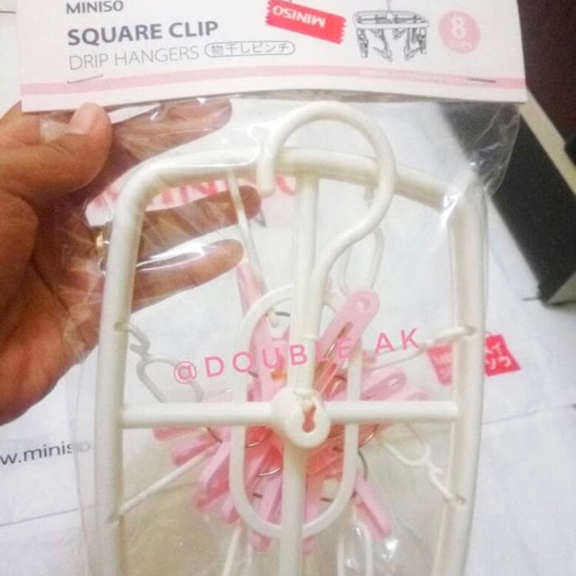 Jual Miniso Square Clip & Hangers 8c | Shopee Indonesia