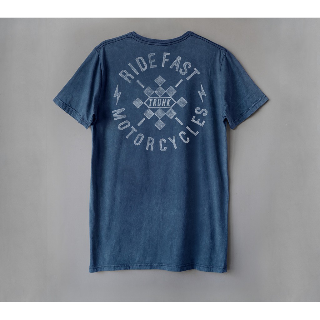 Jual TRUNK BLURIDES BAJU KAOS BAJU KEREN KAOS DISTRO BAJU WASH KAOS ...