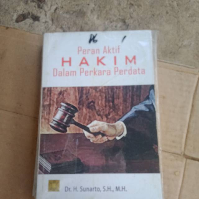 Jual Peran aktif hakim dalam perkara perdata bekas mulus | Shopee Indonesia