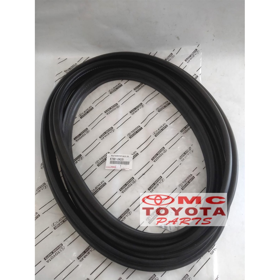 Jual Karet Body Pintu Bagasi Belakang Innova Reborn 67881-0K031 ...