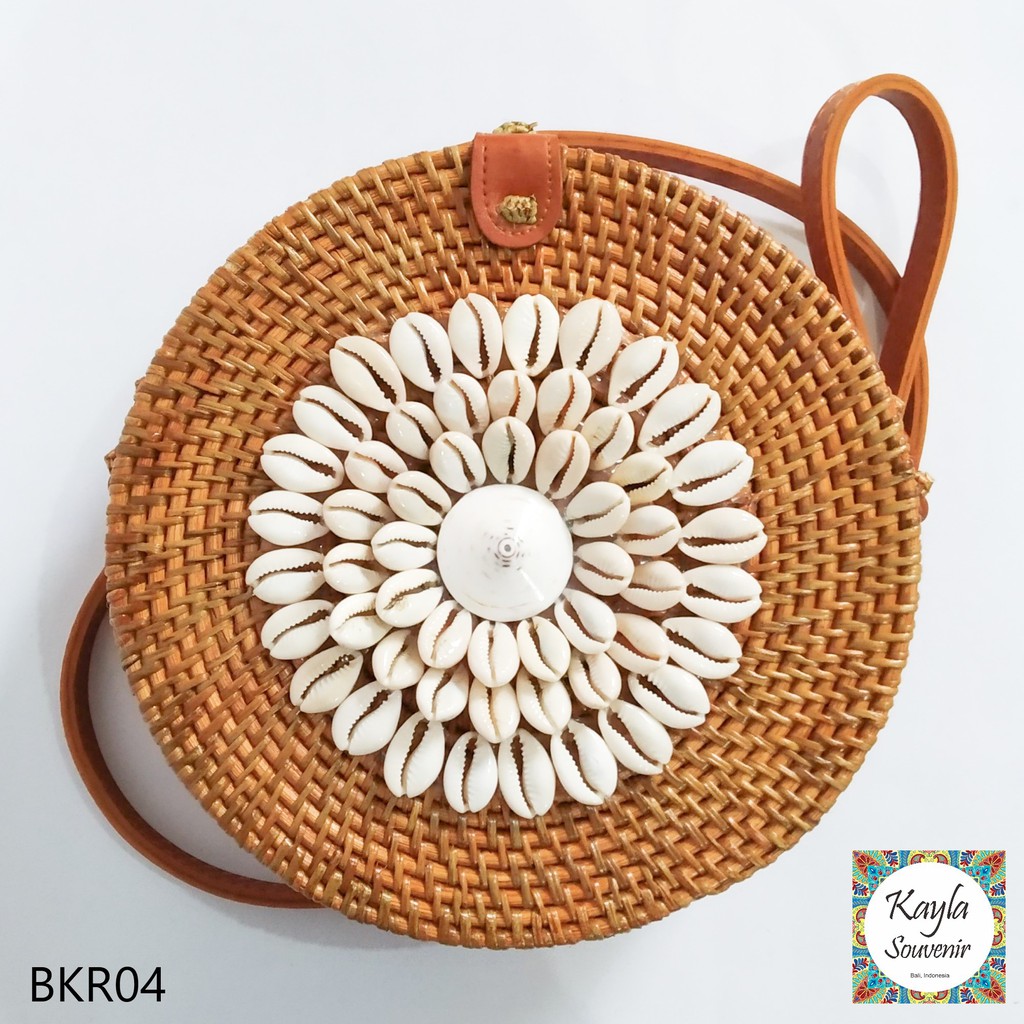 Jual Tas Rotan Bali Kerang Coklat - Kain Etnik | Shopee Indonesia