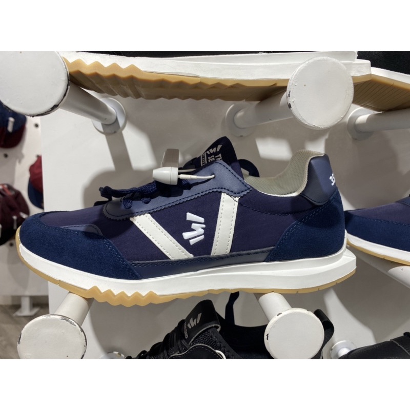Jual sepatu 3second terbaru 6383838 | Shopee Indonesia