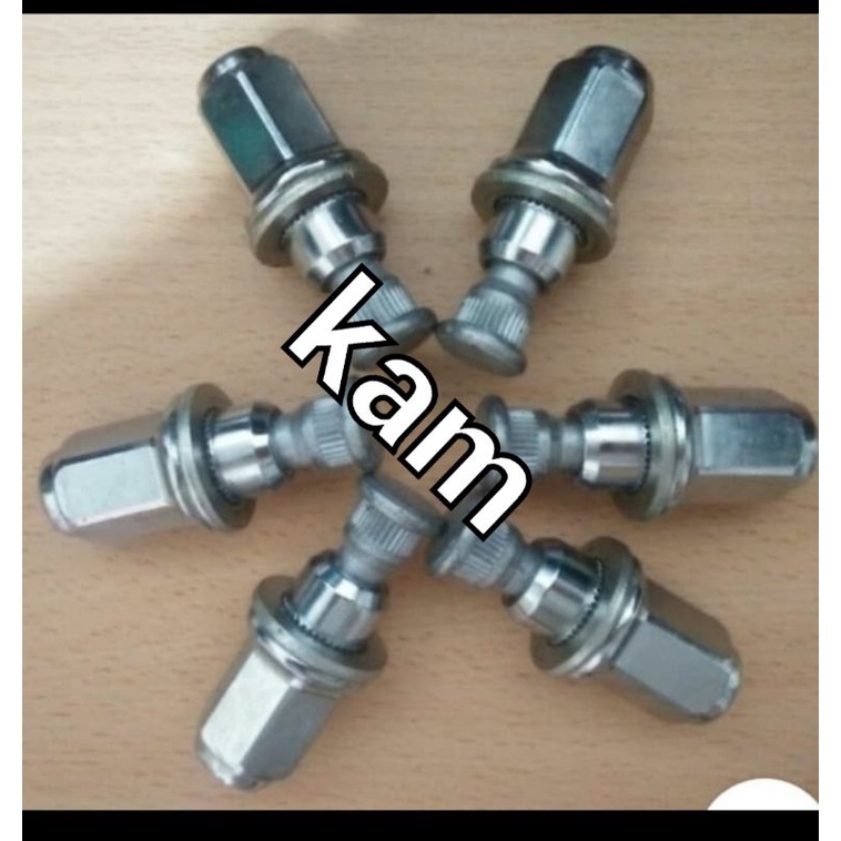 Jual baut + mur roda innova hilux fortuner | Shopee Indonesia