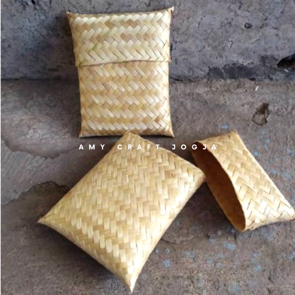 Jual Dompet Lancip M Natural 20x15 cm Berdiri/Dompet Anyaman Bambu ...