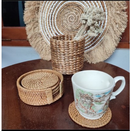 Jual Coaster koster alas gelas rotan Lombok bulat 10cm full set ...